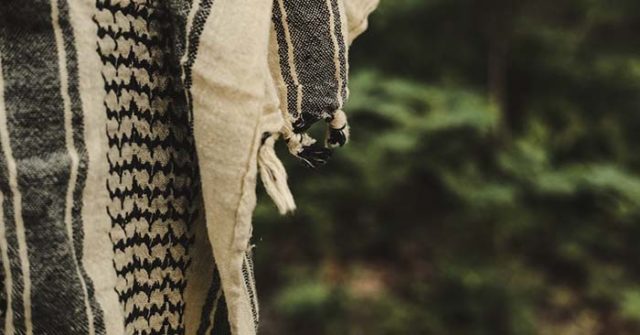 The Simple but Effective Shemagh - SHTFPreparedness